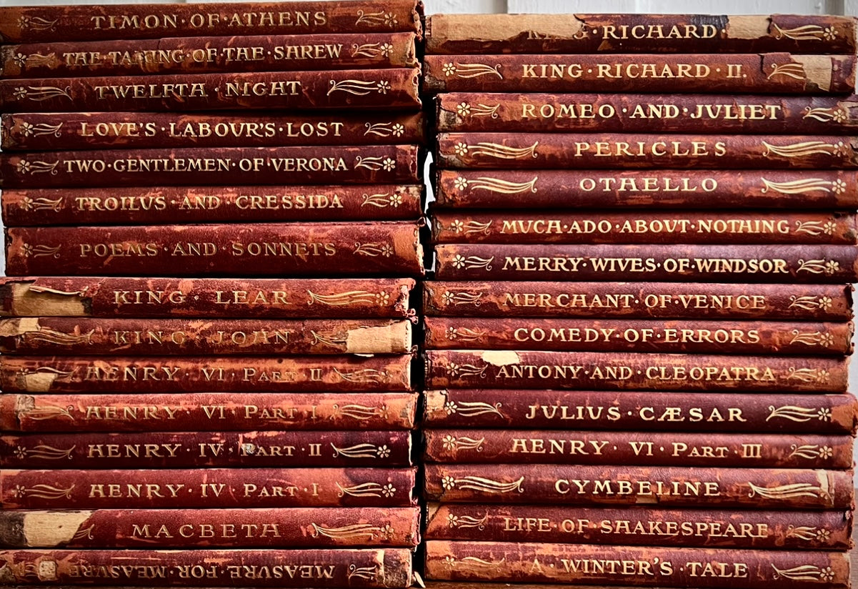 1901 - William Shakespeare Immortals Edition – Honey Bee Mill