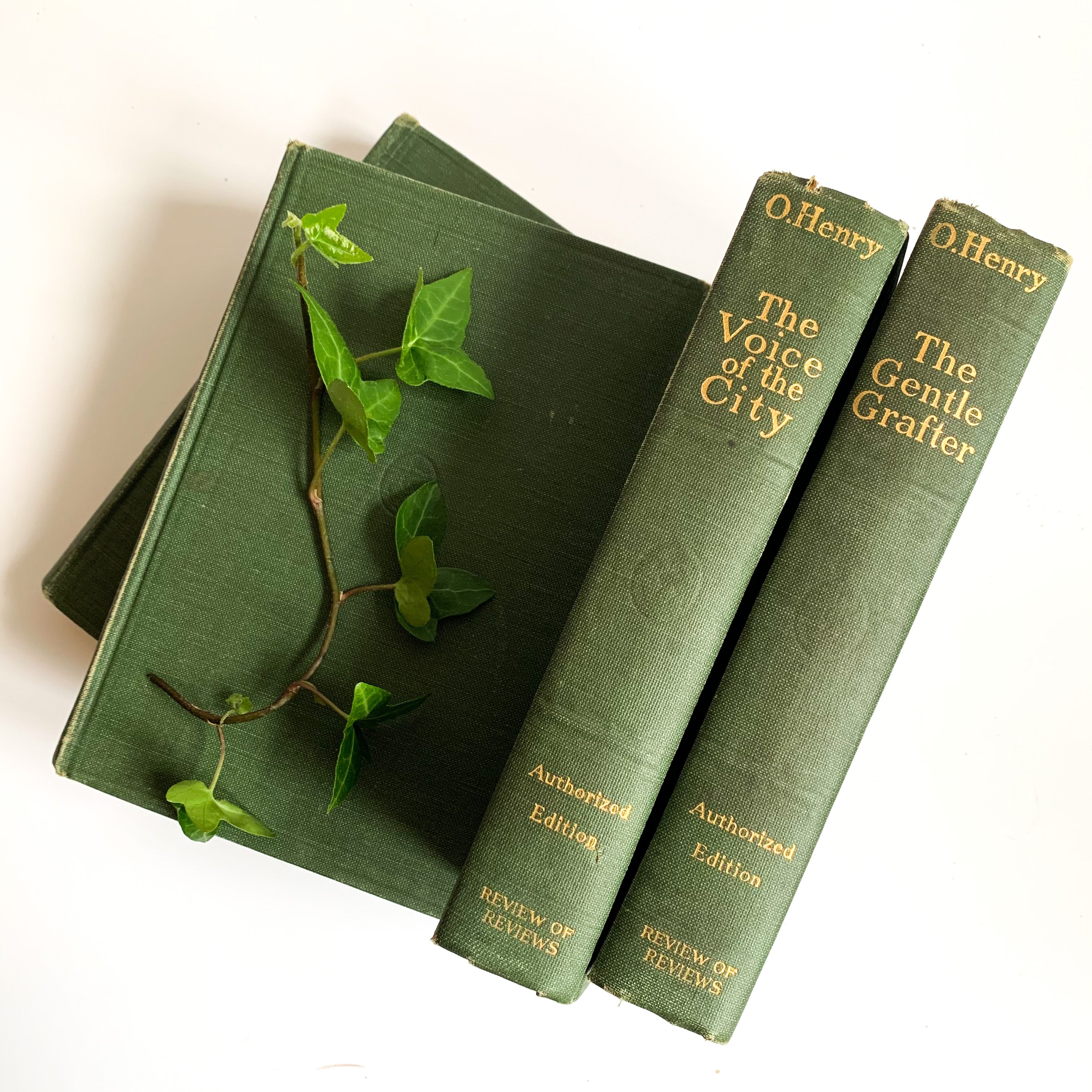 1917 - O’Henry Collection – Honey Bee Mill